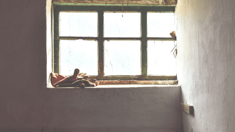 How to Get Rid of Old House Smell for a Fresher Interior