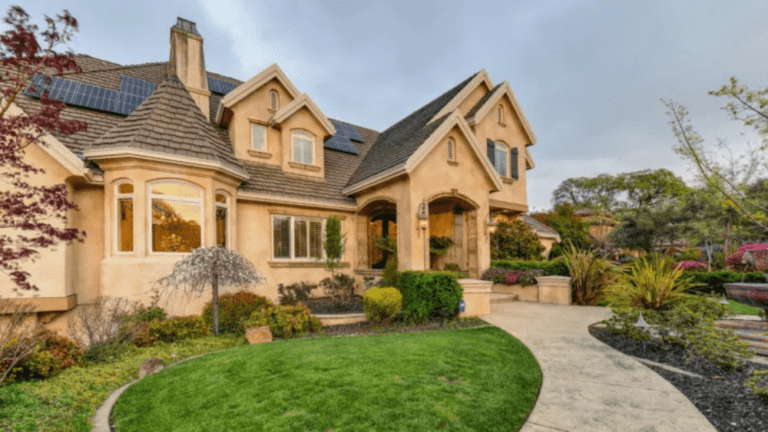 Can You Make an Offer on a Contingent House?