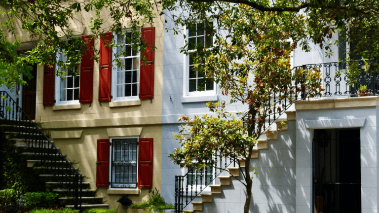 Can I Use Two Realtors to List the Same Property?