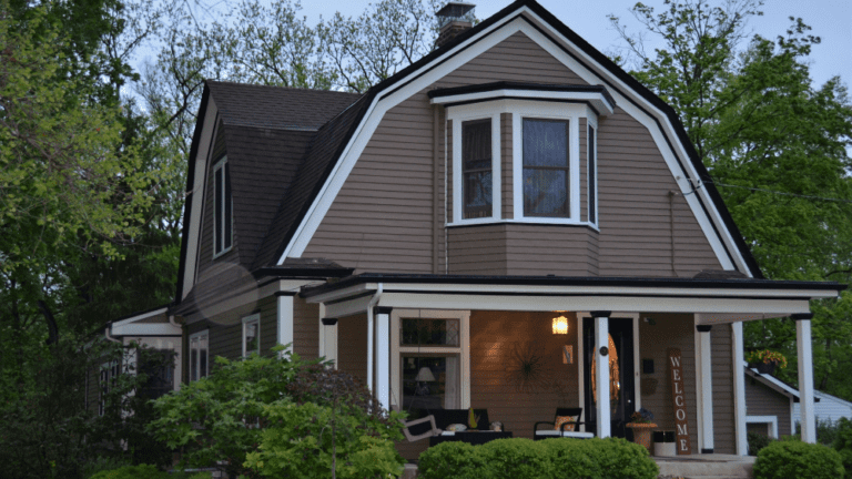 What is Real Estate? A Guide for Buyers and Sellers